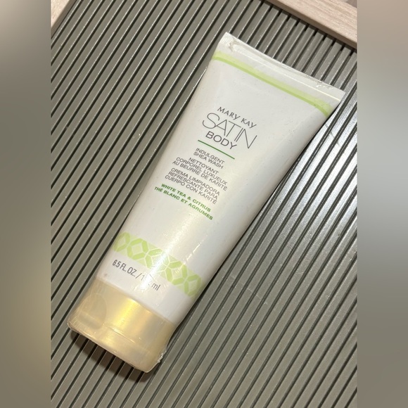 Mary Kay | Bath & Body | Mary Kay Satin Body Shea Wash Sealed | Poshmark